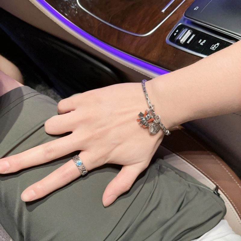 Exact replica Louis Vuitton Bracelets