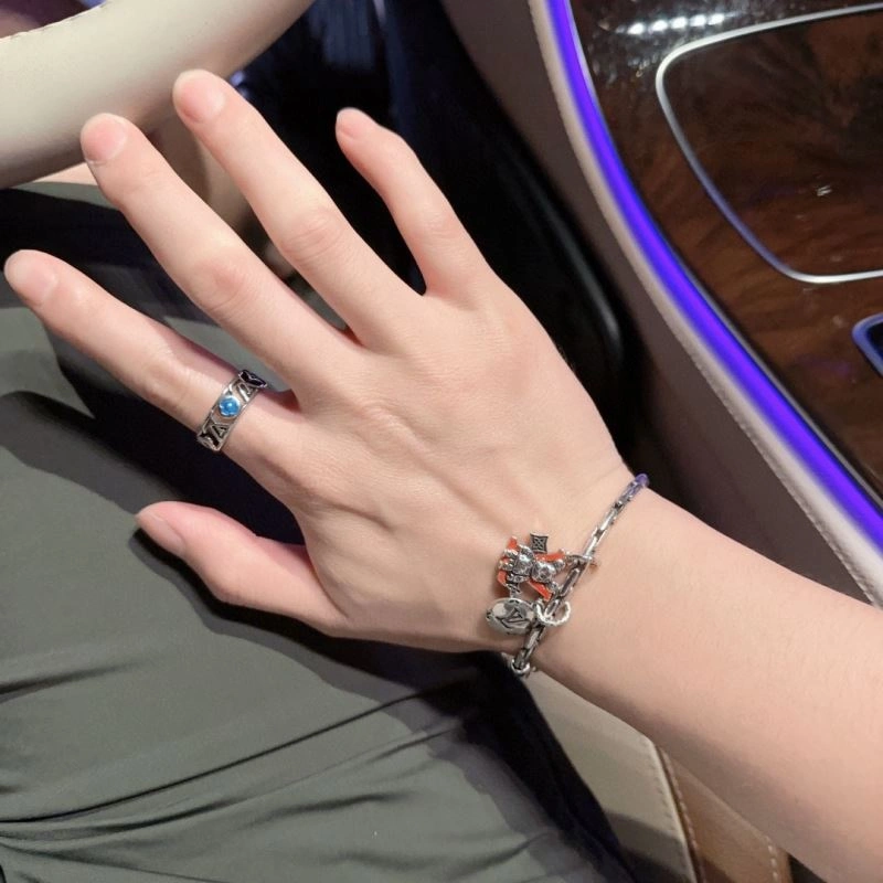 Exact replica Louis Vuitton Bracelets
