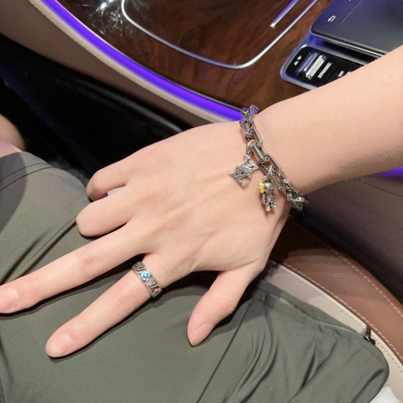 Mirror quality Louis Vuitton Bracelets