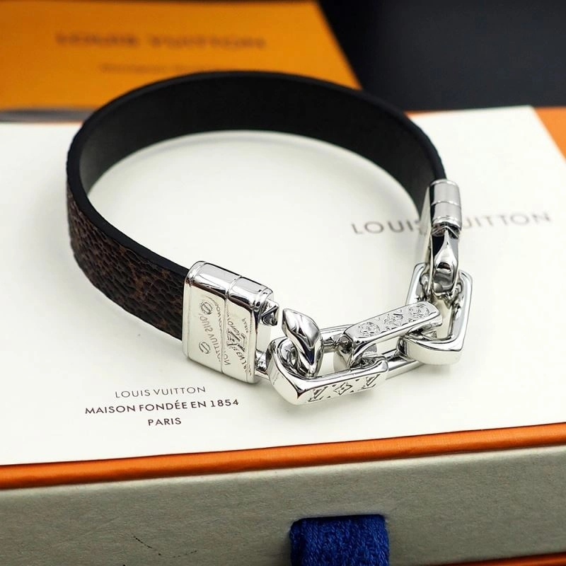 Precise copy Louis Vuitton Bracelets