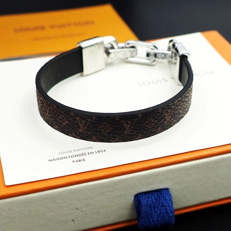 Precise copy Louis Vuitton Bracelets