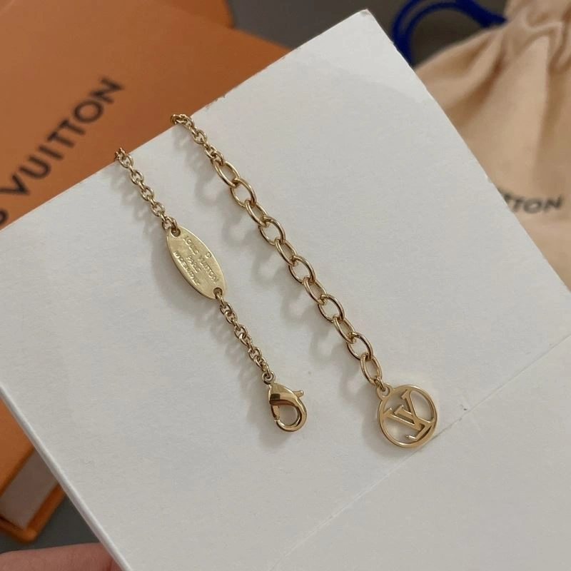 High accuracy Louis Vuitton Bracelets