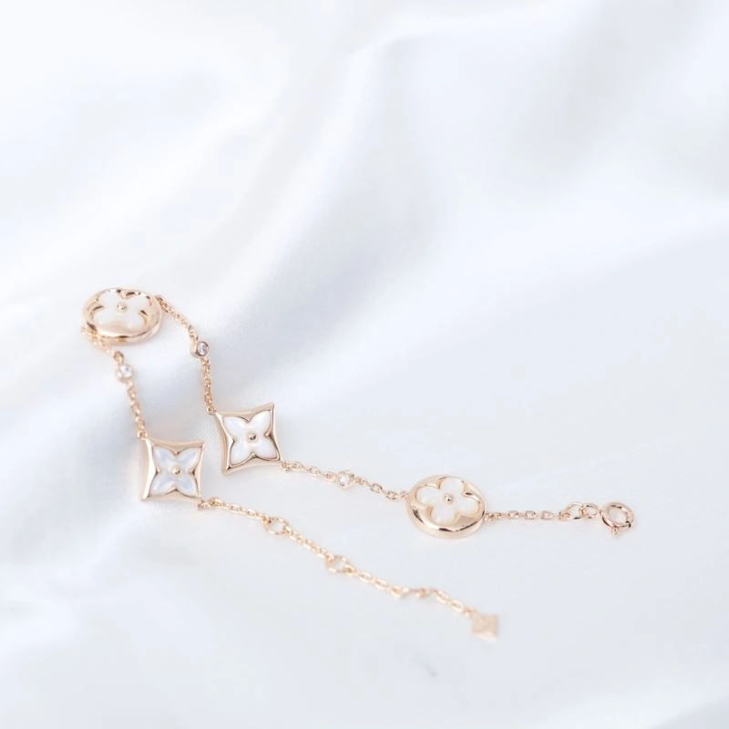 Exact replica Louis Vuitton Bracelets