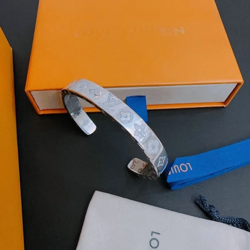 Perfect replica Louis Vuitton Bracelets