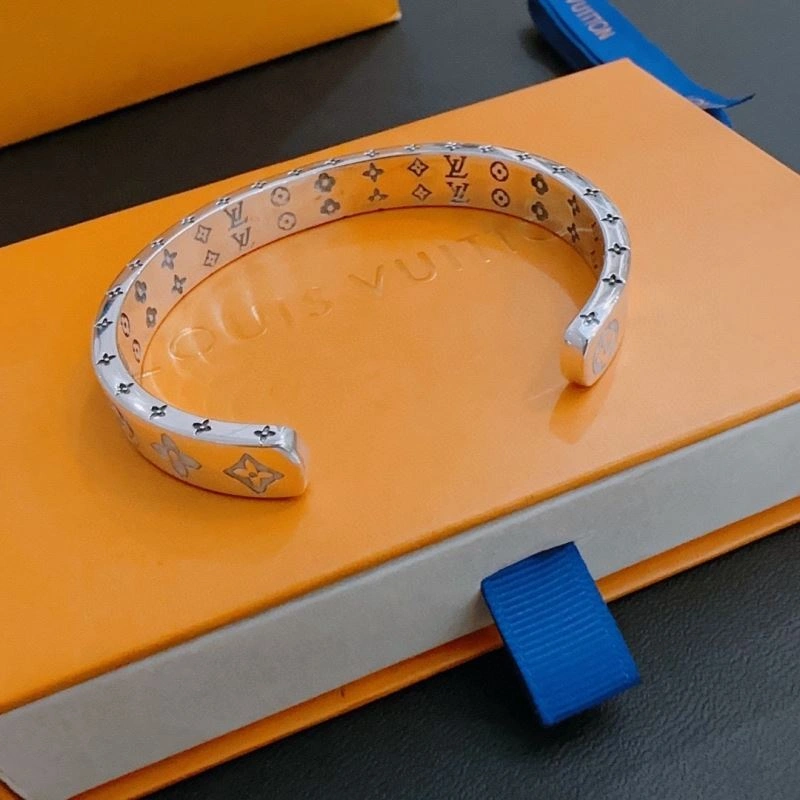 Perfect replica Louis Vuitton Bracelets