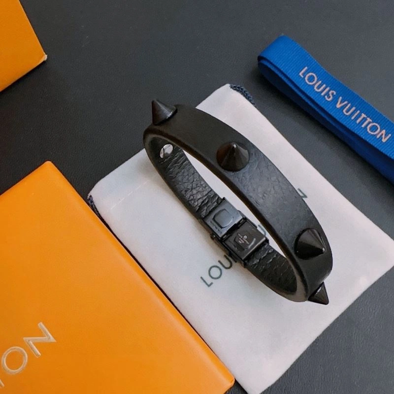 Bargain Louis Vuitton Bracelets