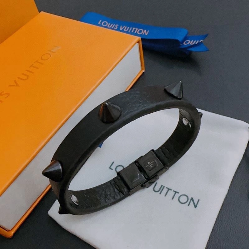 Bargain Louis Vuitton Bracelets