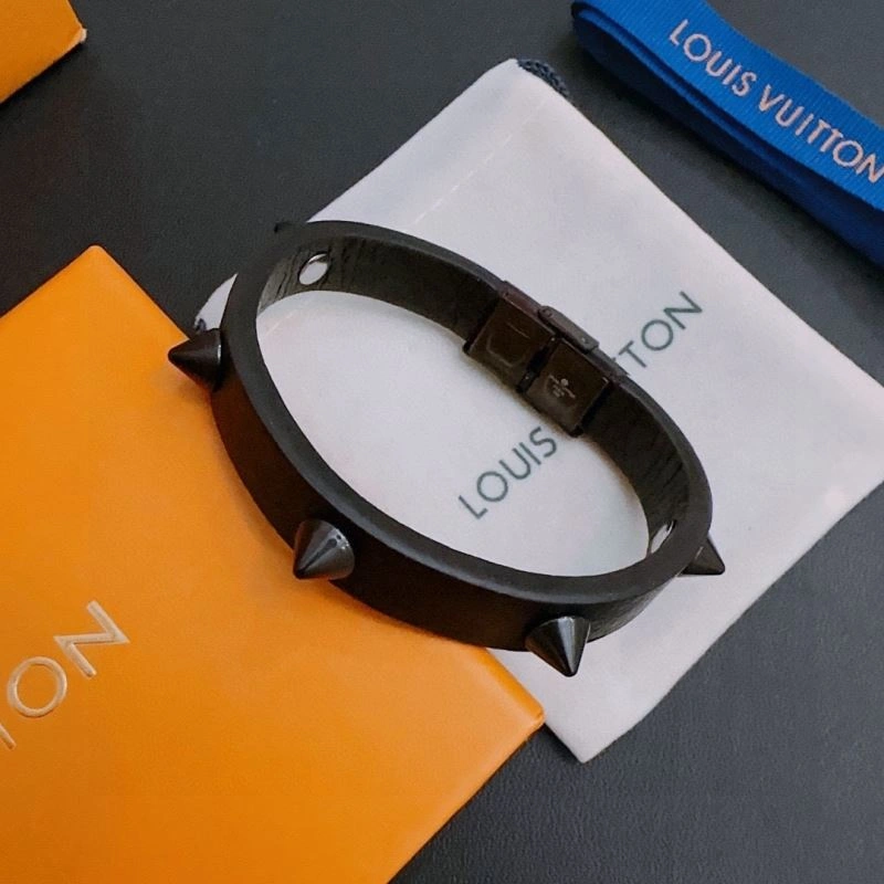 Bargain Louis Vuitton Bracelets