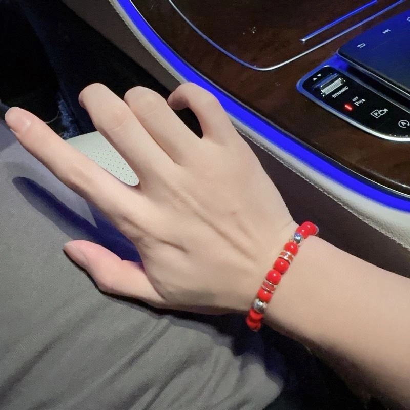 Low-cost Louis Vuitton Bracelets