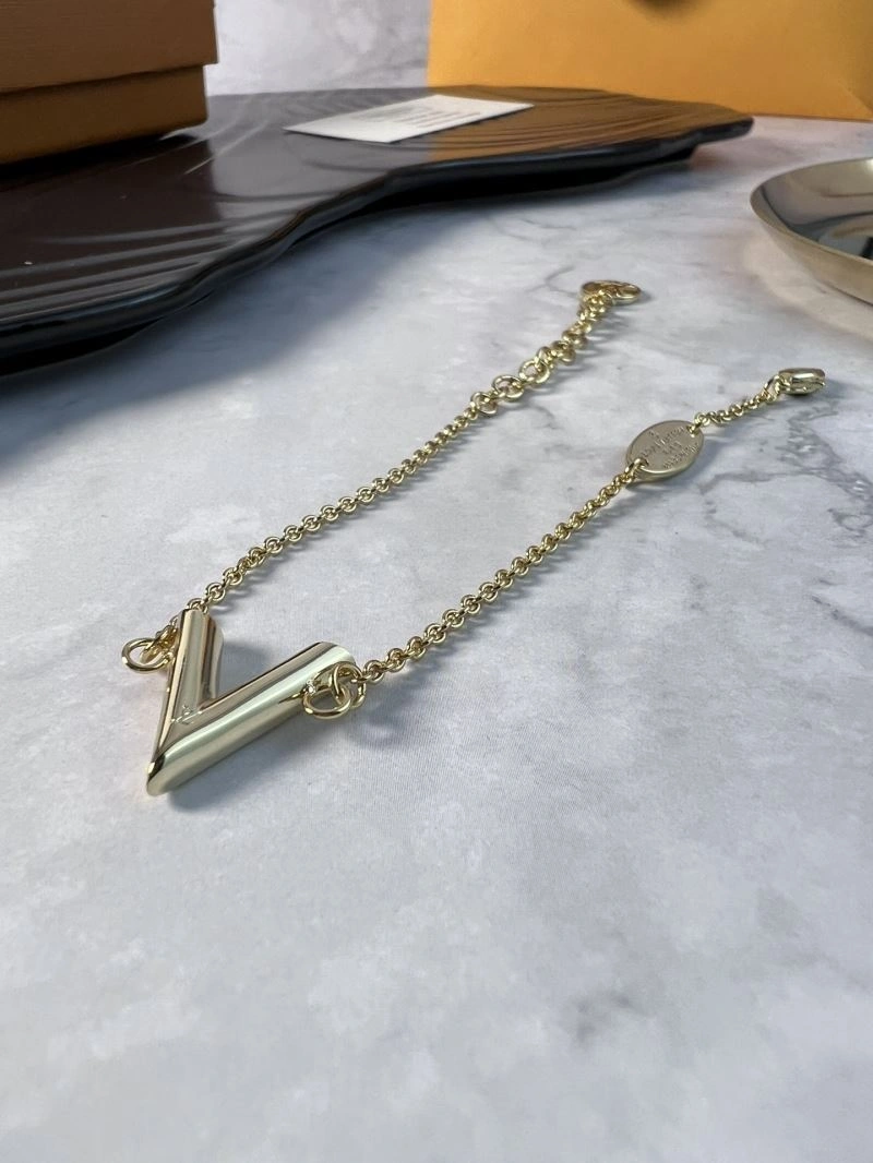 Inexpensive Louis Vuitton Bracelets