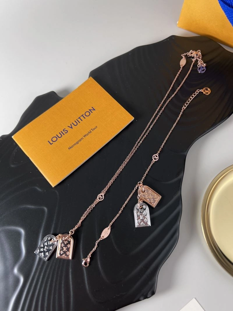 Low-cost Louis Vuitton Bracelets