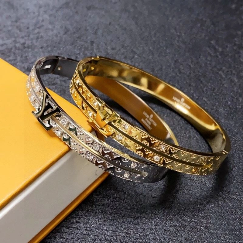 Factory-made Louis Vuitton Bracelets