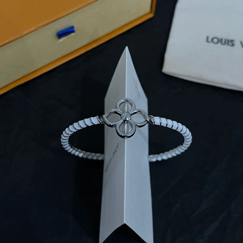 Bargain Louis Vuitton Bracelets