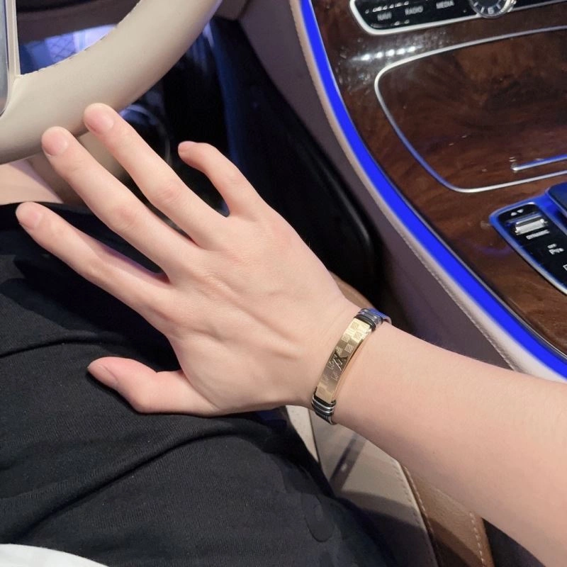 Mirror quality Louis Vuitton Bracelets