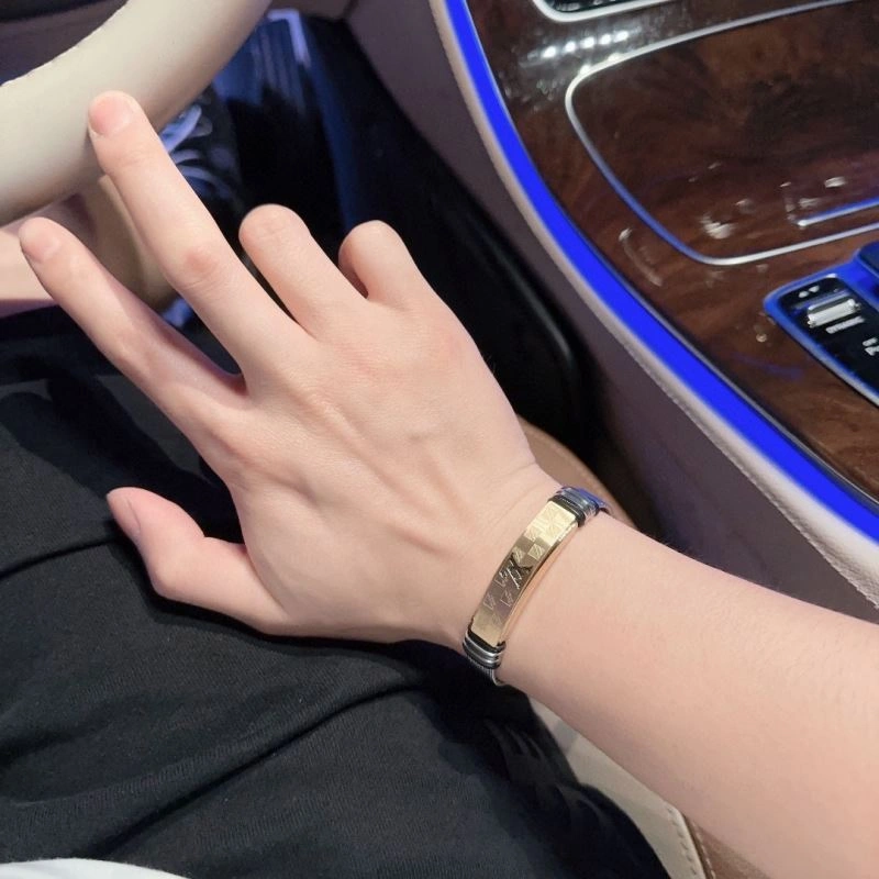 Mirror quality Louis Vuitton Bracelets