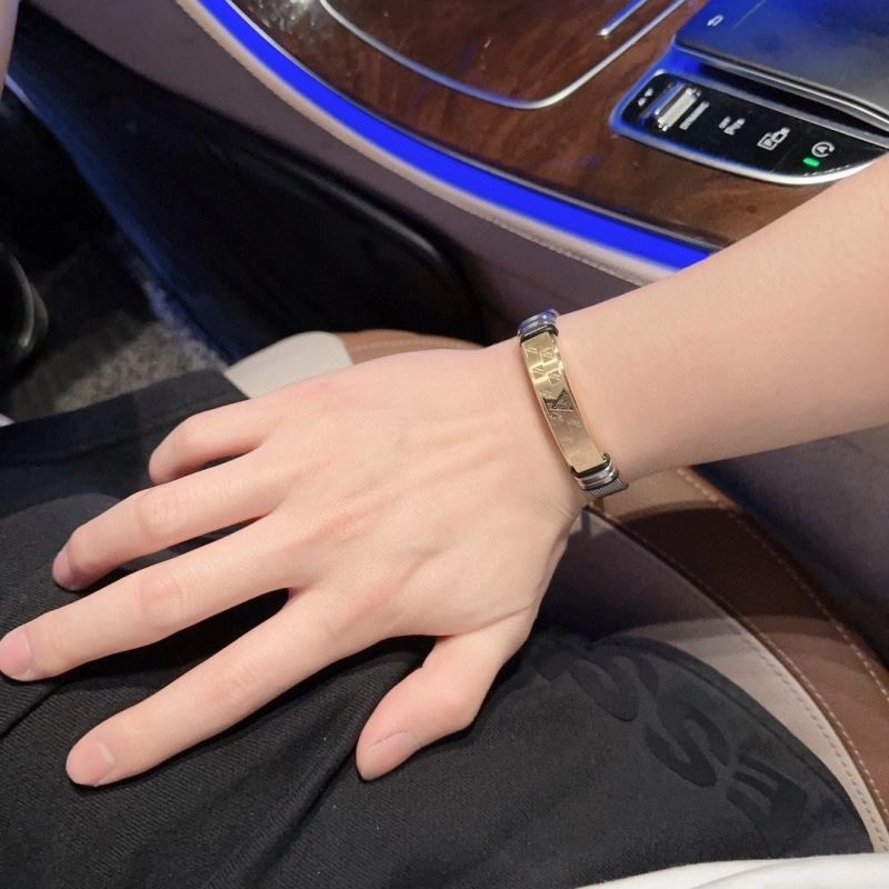 Mirror quality Louis Vuitton Bracelets