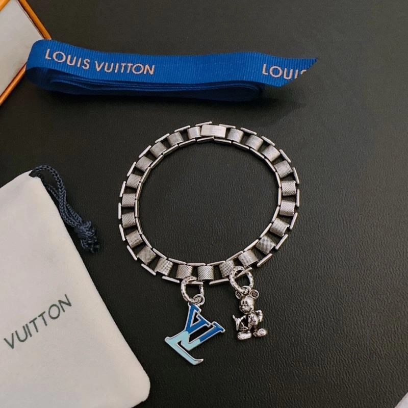 Low-cost Louis Vuitton Bracelets