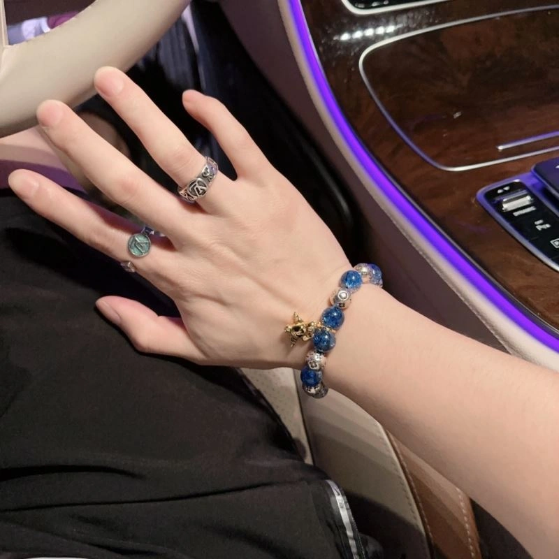 Top match Louis Vuitton Bracelets