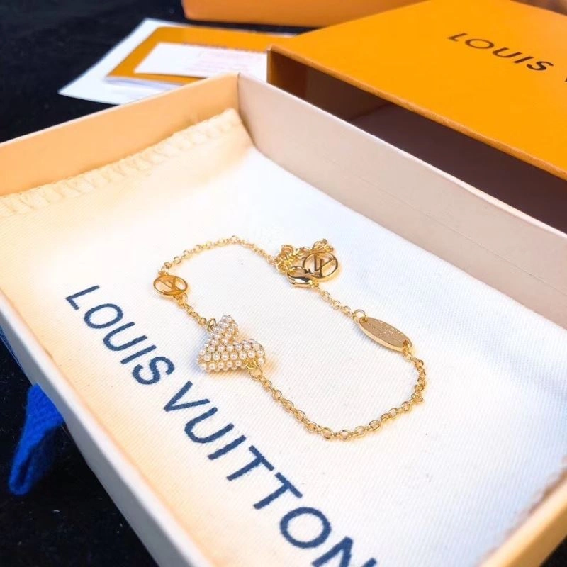 Bargain Louis Vuitton Bracelets