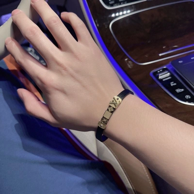 Exact replica Louis Vuitton Bracelets