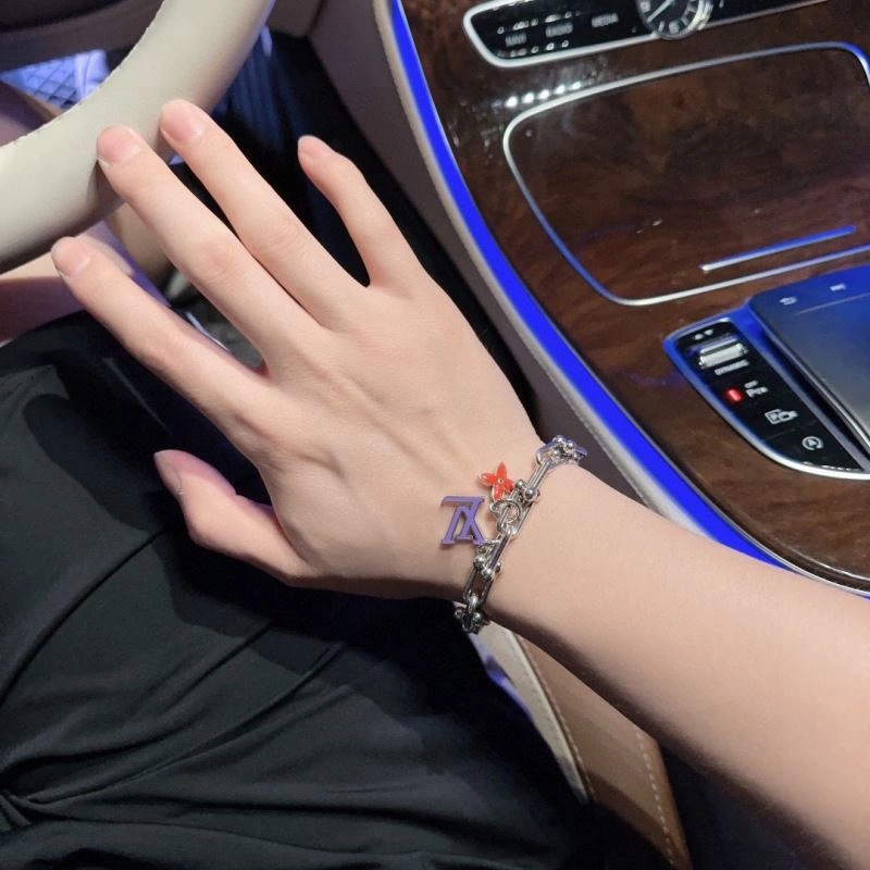 Exact replica Louis Vuitton Bracelets