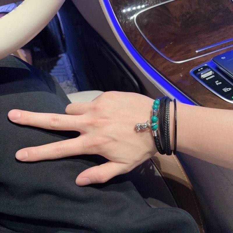 Inexpensive Louis Vuitton Bracelets