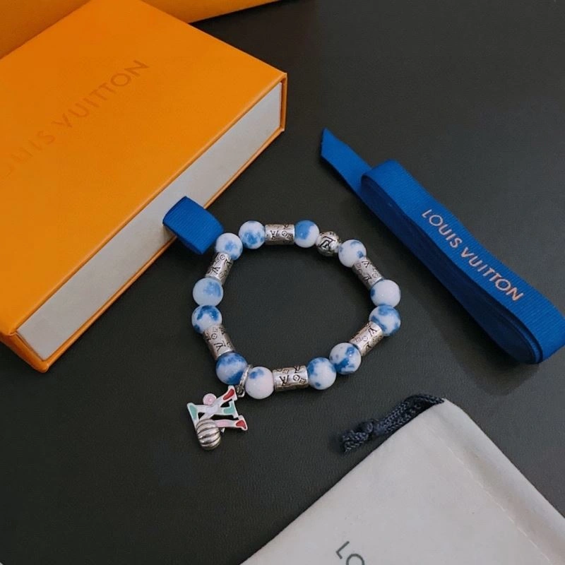 Low-cost Louis Vuitton Bracelets