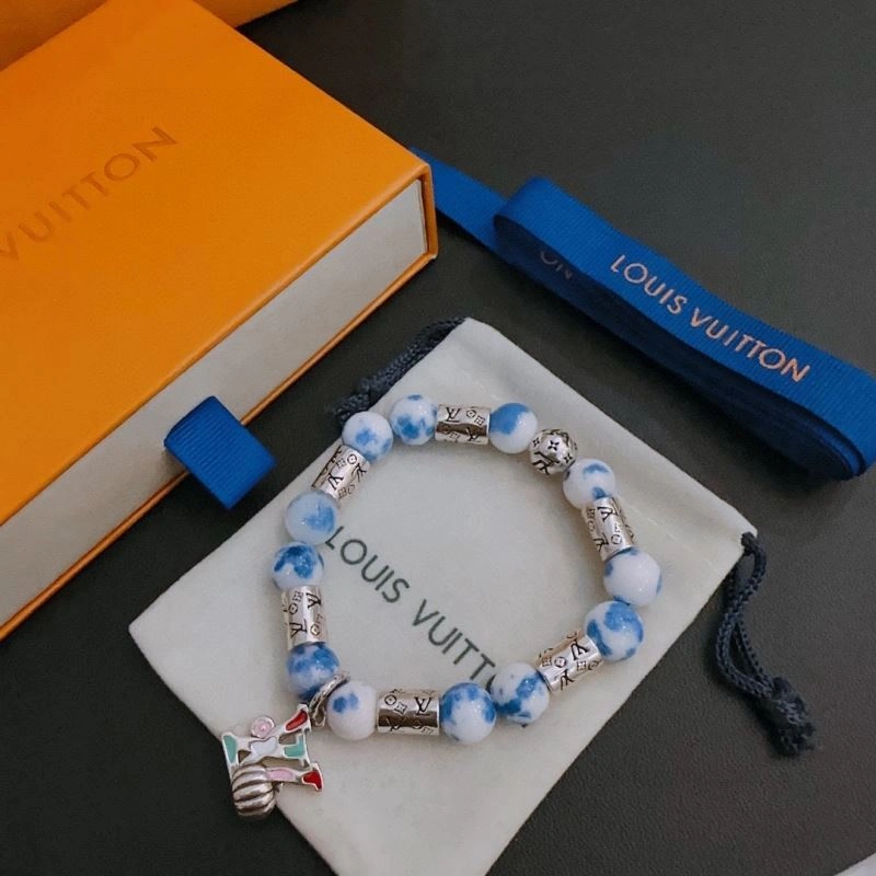 Low-cost Louis Vuitton Bracelets