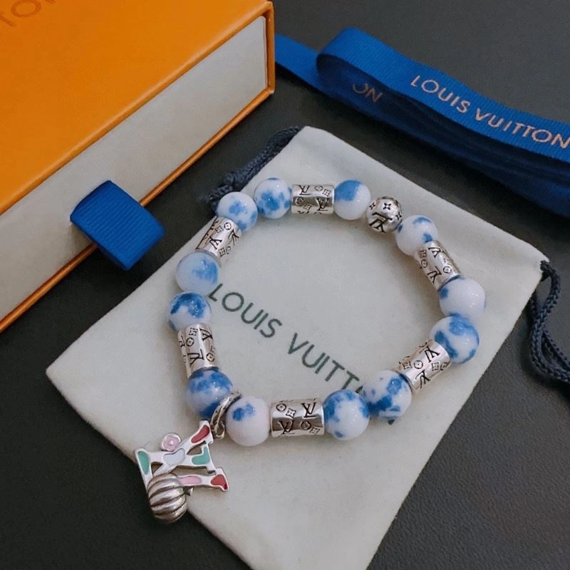 Low-cost Louis Vuitton Bracelets
