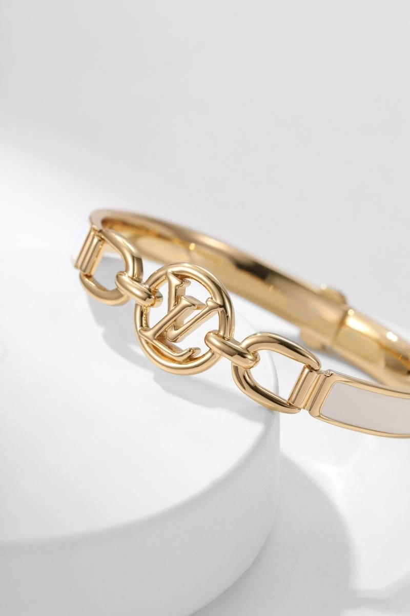 1:1 copy Louis Vuitton Bracelets