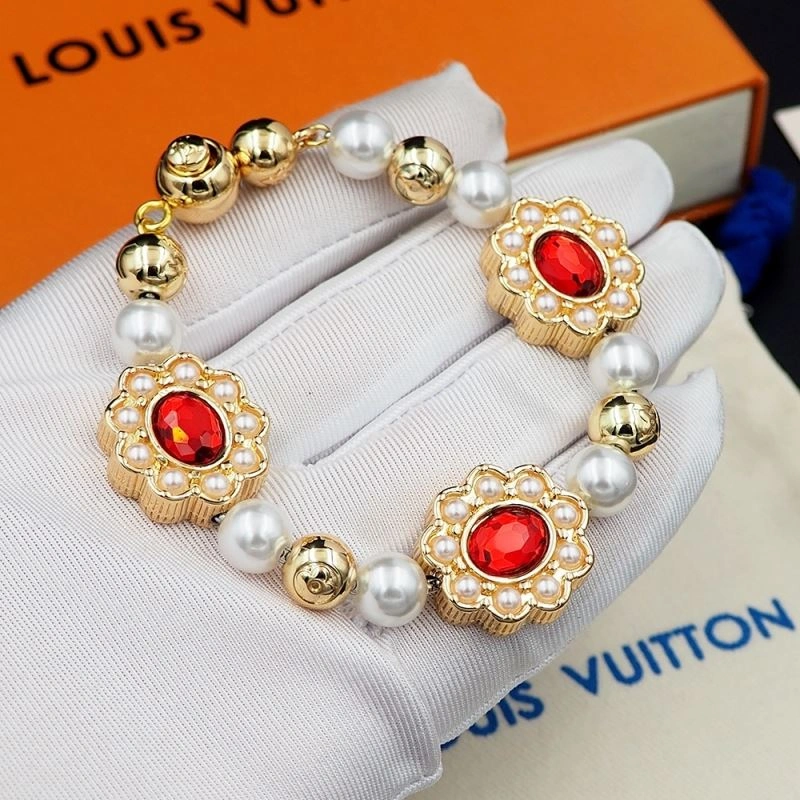 Low-cost Louis Vuitton Bracelets