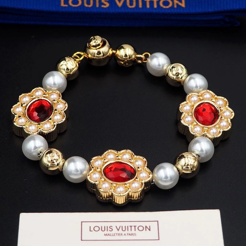 Low-cost Louis Vuitton Bracelets