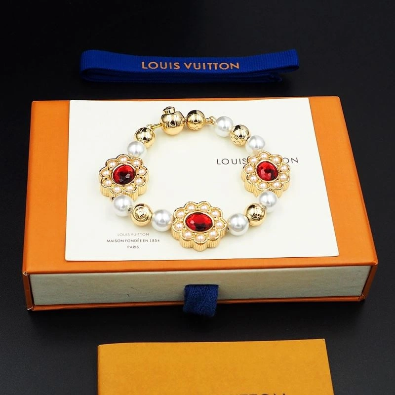 Low-cost Louis Vuitton Bracelets
