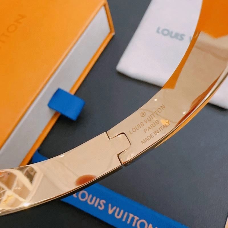 Mirror quality Louis Vuitton Bracelets