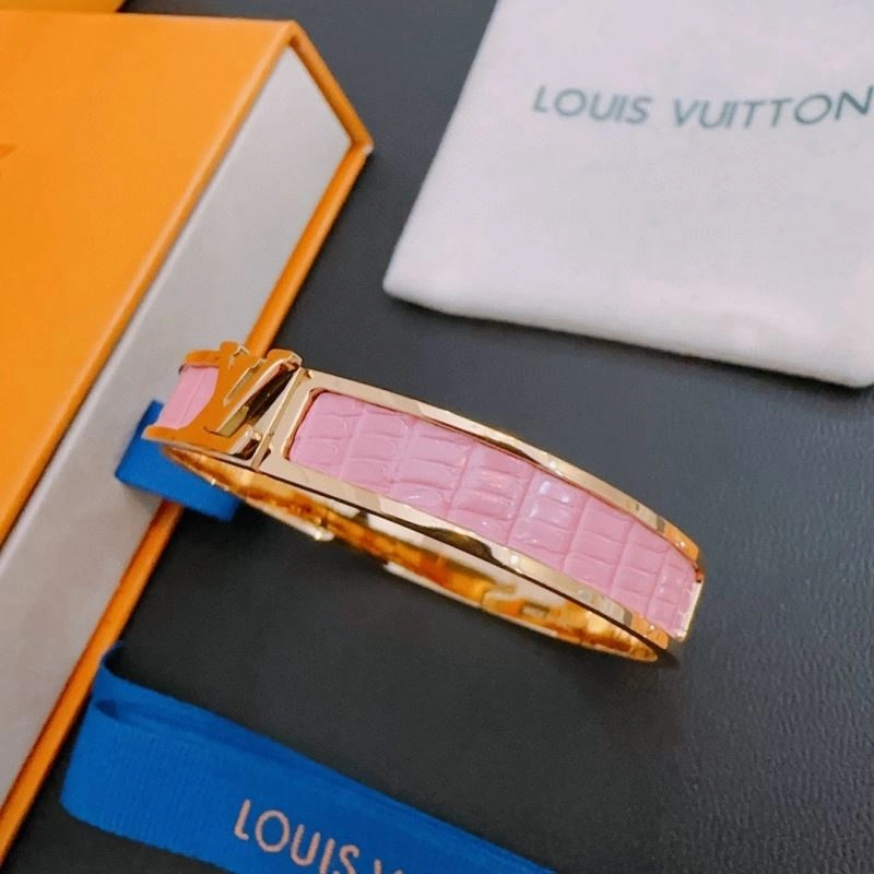 Mirror quality Louis Vuitton Bracelets
