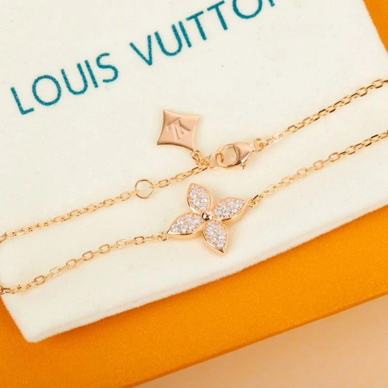 Low-cost Louis Vuitton Bracelets
