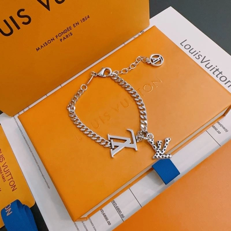 Top mirror Louis Vuitton Bracelets