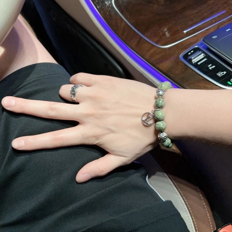 1:1 copy Louis Vuitton Bracelets