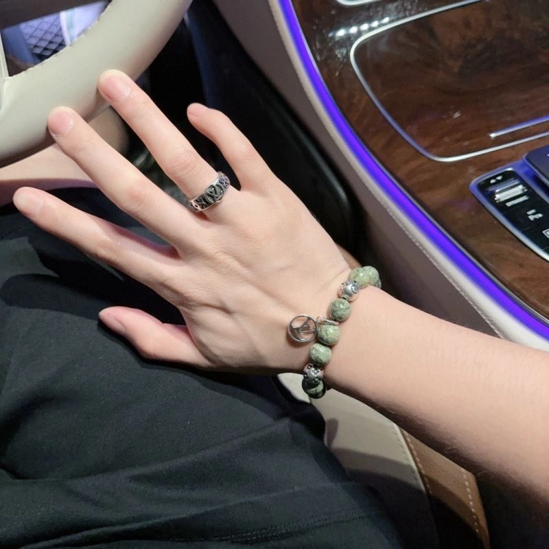 1:1 copy Louis Vuitton Bracelets