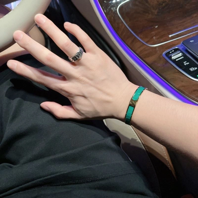 Real Louis Vuitton Bracelets
