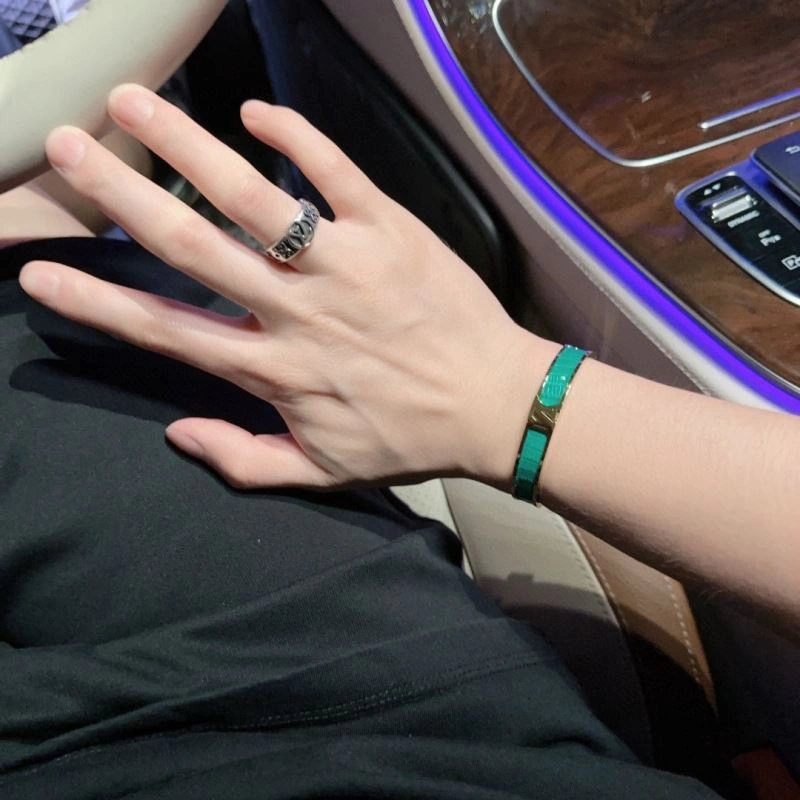 Real Louis Vuitton Bracelets