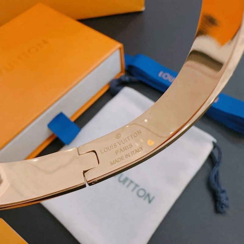 Cut-rate Louis Vuitton Bracelets