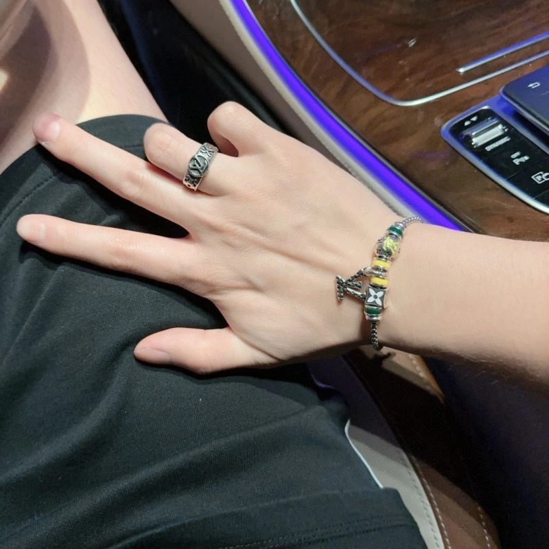 Precise copy Louis Vuitton Bracelets