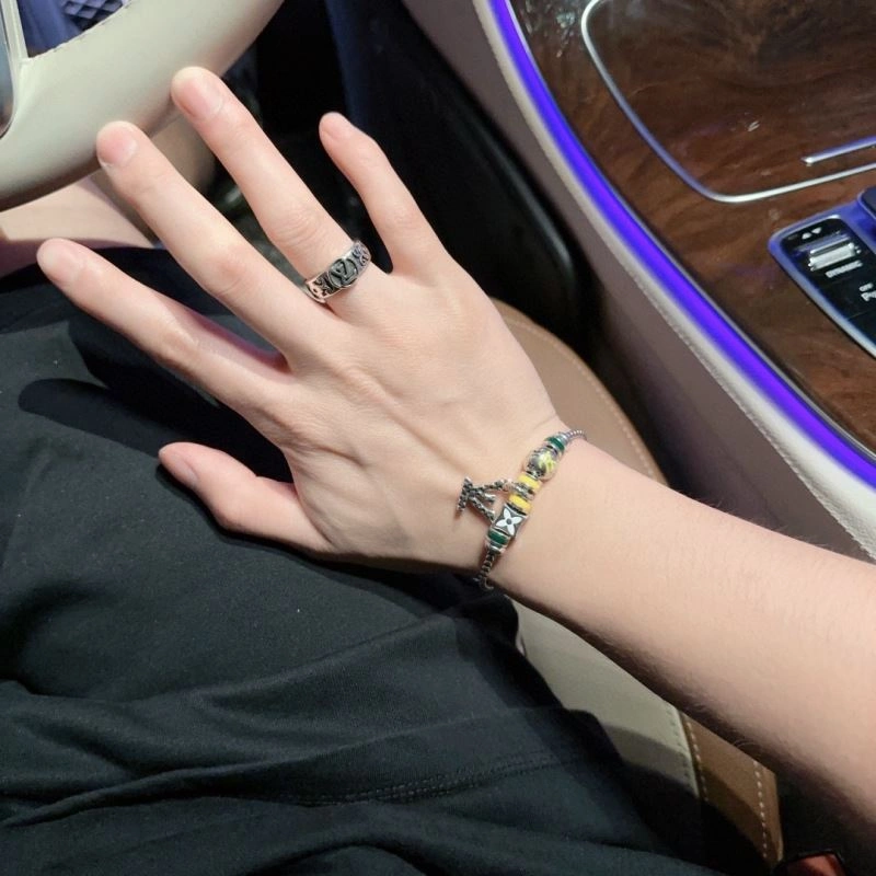 Precise copy Louis Vuitton Bracelets