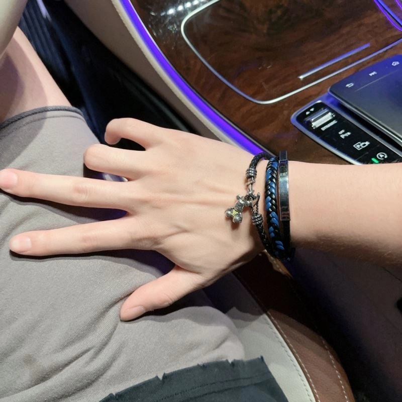 Bargain Louis Vuitton Bracelets