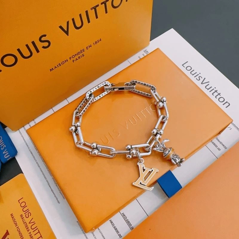 Top mirror Louis Vuitton Bracelets
