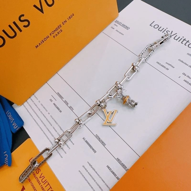 Top mirror Louis Vuitton Bracelets