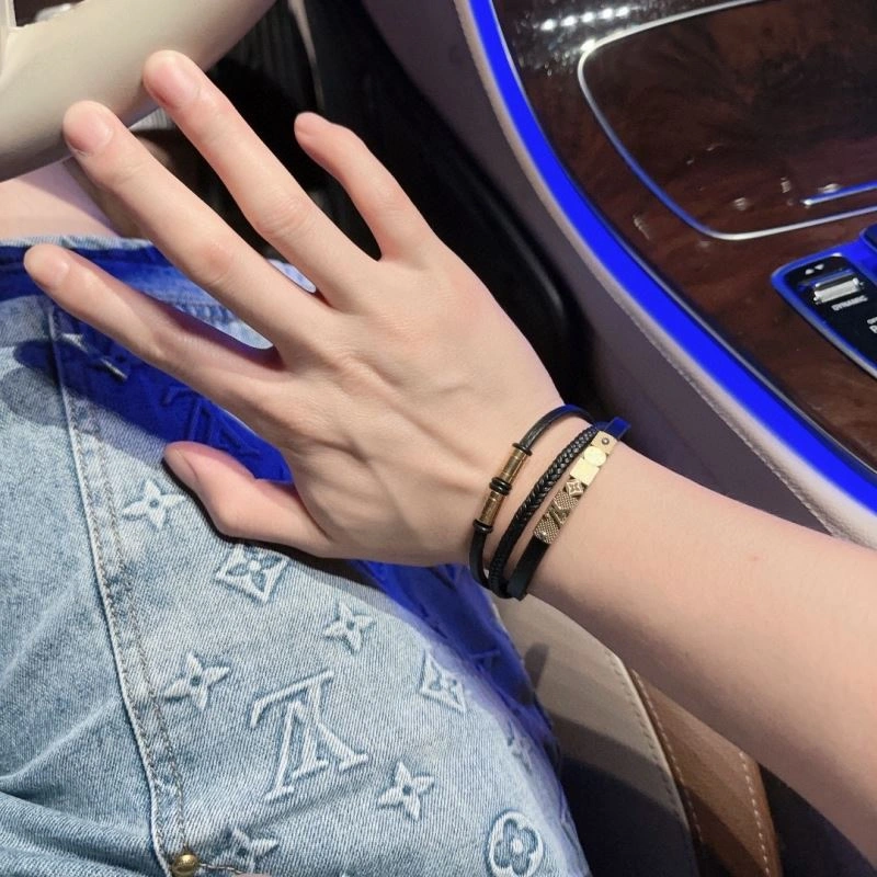Cut-rate Louis Vuitton Bracelets