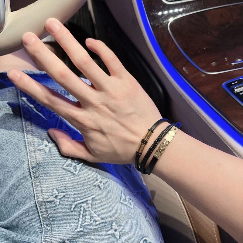 Cut-rate Louis Vuitton Bracelets