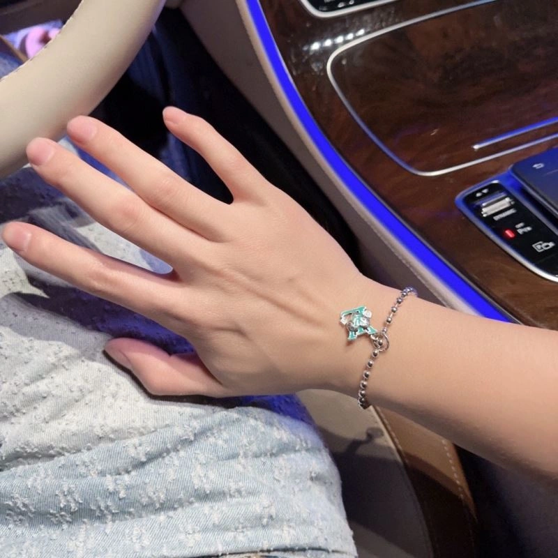 Inexpensive Louis Vuitton Bracelets